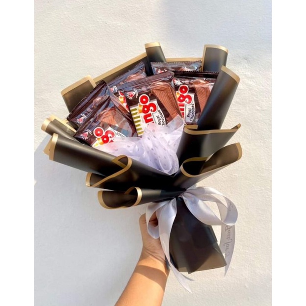 Jual Buket Snack free packing free kartu ucapan bouquet makanan bucket ...