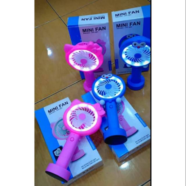 Jual kipas angin hello kitty lampu led kipas angin motif doraemon lampu ...