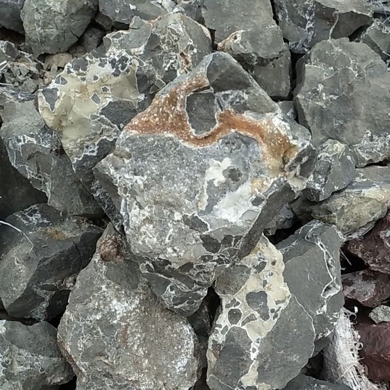 Jual Batu Serpentine Aquascape Serpentine Stone /100 gr | Shopee Indonesia