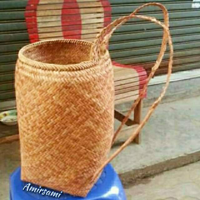 Jual TAS PUNGGUNG LUPU/ROTAN MERAH khas Kalimantan/Anjat /Butah ...