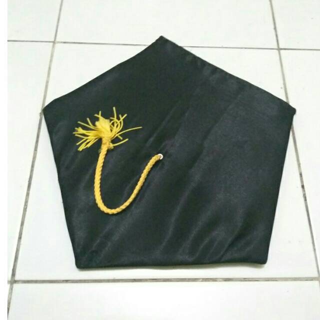 Jual Topi Toga dan Topi Wisuda Untuk Anak TK, SD, SMP, SMU | Shopee ...