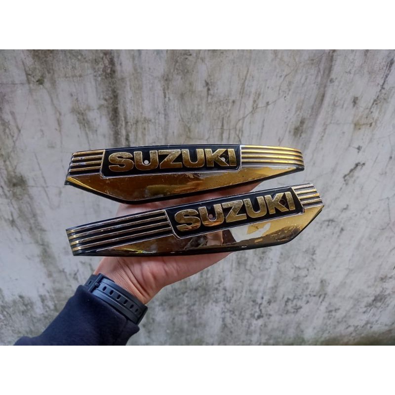 Jual emblem logo simbol body tangki suzuki RC RC80 RC100 original ...
