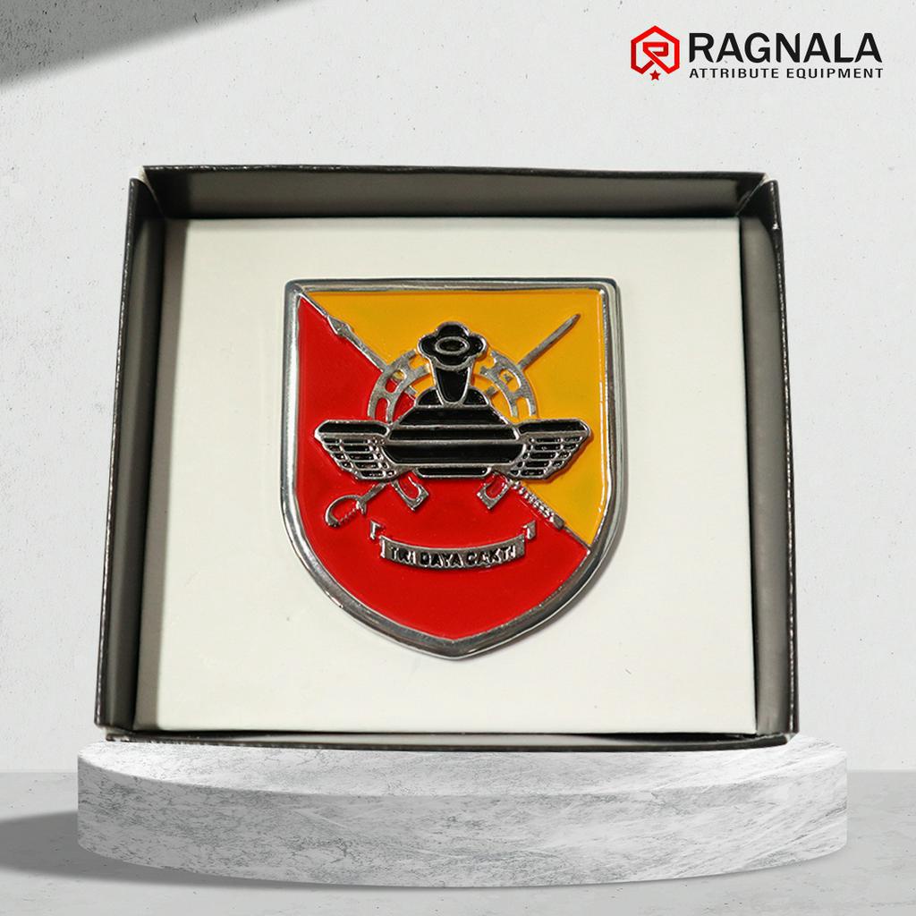 Jual Emblem Baret Kavaleri/ Pin Brevet Kavaleri Hitam Premium | Shopee ...