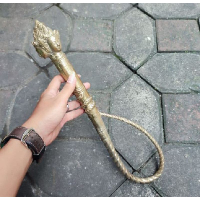 Jual Pecut Cemeti Trimurti Kuningan Asli Antik Besar | Shopee Indonesia