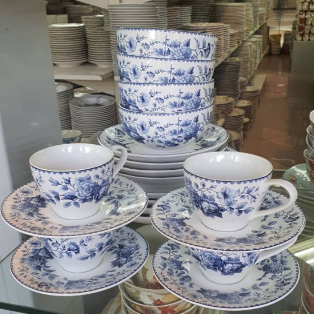 Jual Dinner Set Keramik Piring Mangkok Cangkir Putih Bunga Biru ...