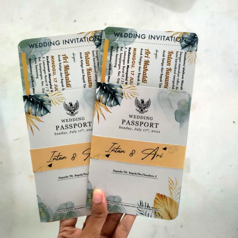 Jual undangan pernikahan CUSTOM model pasport tropical leaf | Shopee ...