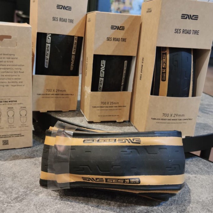 Jual Ban Road Bike ENVE SES Road Tire Tan Wall - 700 x 27 Tan | Shopee Indonesia