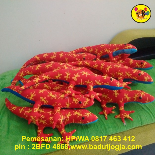 Jual Boneka Batik Cicak 60cm - Motif Sesuai Stok | Shopee Indonesia