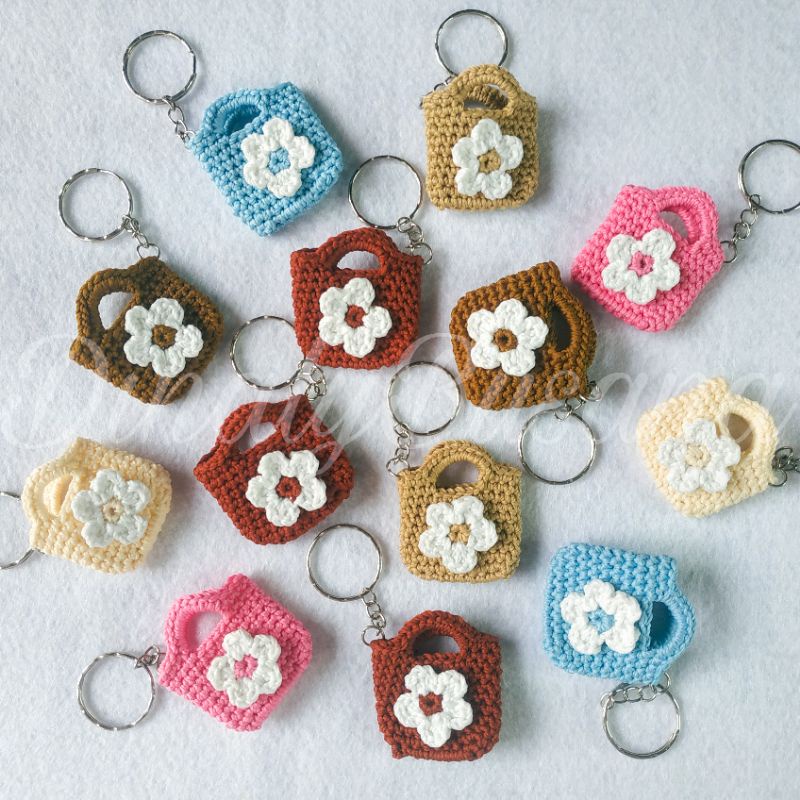 Jual Gantungan kunci rajut ~ Souvenir murah | Shopee Indonesia