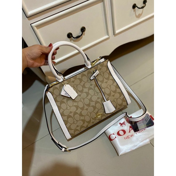 Jual COACH ZOE CARRYALL SIGNATURE WP | Shopee Indonesia