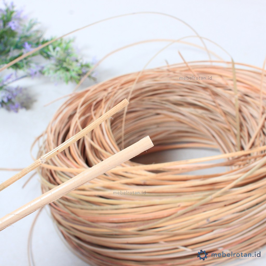 Jual BAHAN TALI ROTAN LESIO KULIT ALAMI | RATTAN PEEL 4-6 MM | Shopee ...