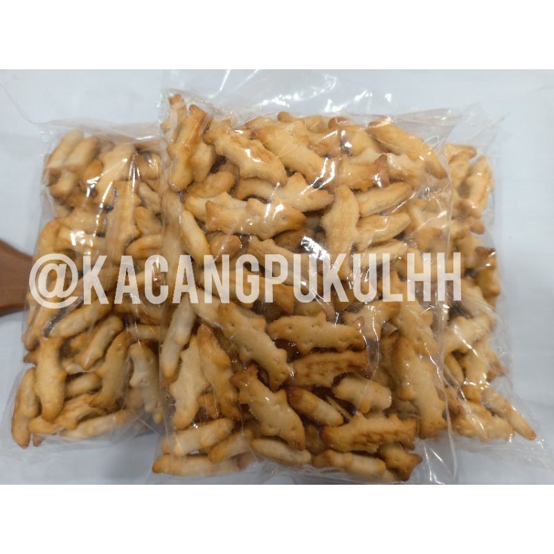 Jual Biskuit Ikan Asin Dan Biskuit Pisang | Shopee Indonesia