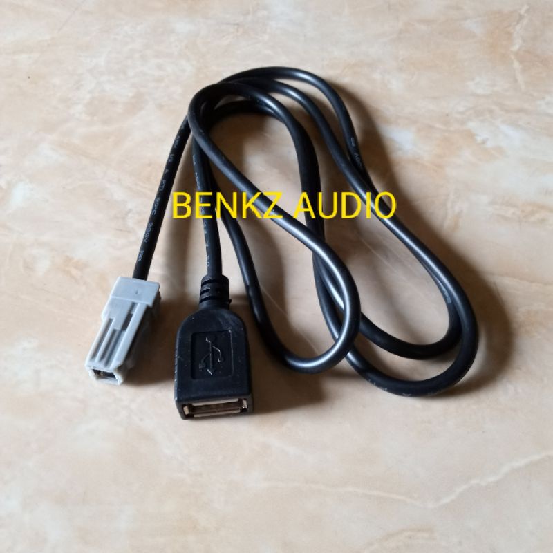 Jual Kabel usb head unit original ayla xenia | Shopee Indonesia