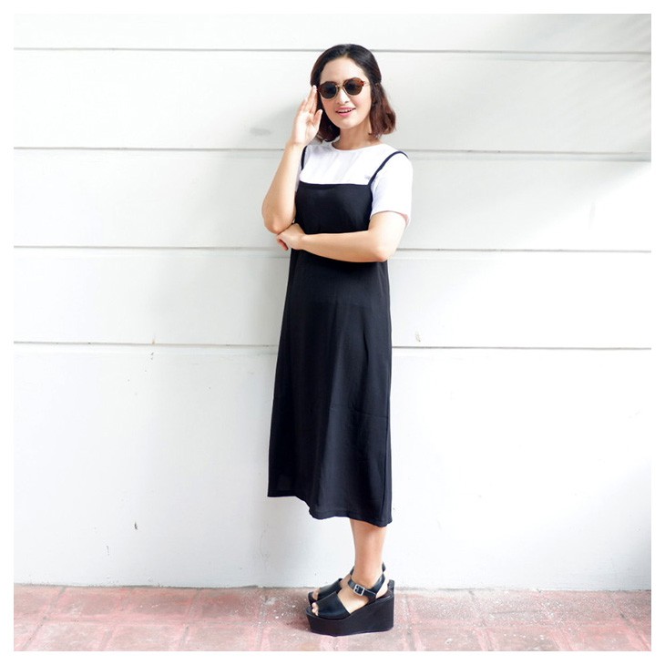 Jual Midi Slip Overall Dress Hitam (Dress only) | Shopee Indonesia