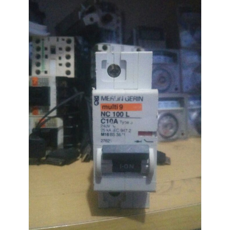 Jual mcb merlin gerin NC100L 10A 1p | Shopee Indonesia