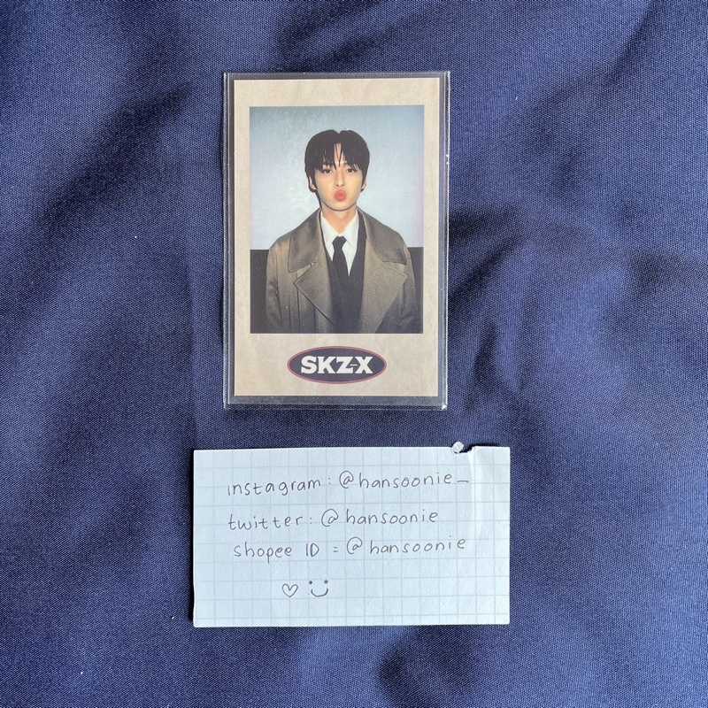 Jual Polaroid Lee Know pout Stray kids skz photocard pola pc skz-x ...