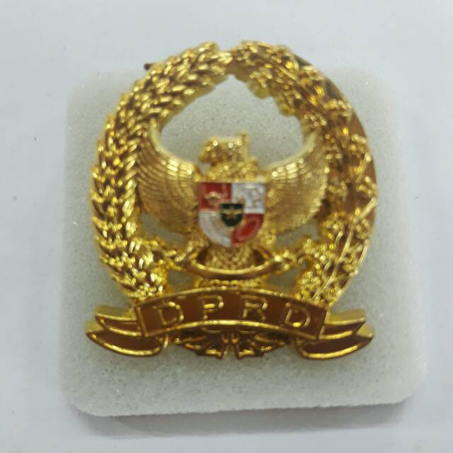 Jual Pin DPRD ( penitih ) | Shopee Indonesia