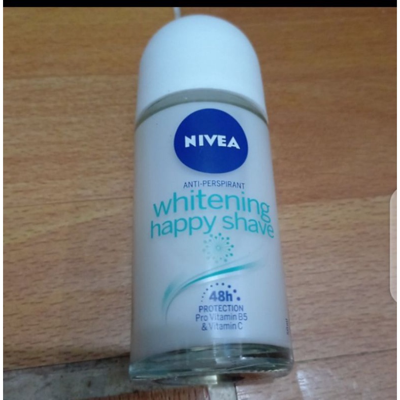 Jual Nivea Anti Perspirant Whitening Happy Shave Deo Roll On 50ml | Shopee Indonesia