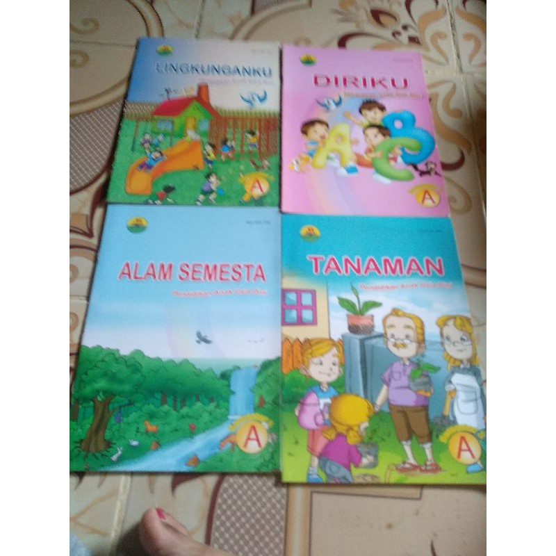 Jual Empat Buku Pendidikan Anak Usia Dini (PAUD A) | Shopee Indonesia
