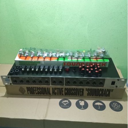 Jual kit crossover 4 way soundcrak paket lengkap box asesorist | Shopee ...