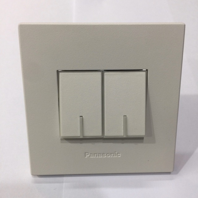 Jual Panasonic Saklar Seri Double Minimalis Kotak Putih | Shopee Indonesia