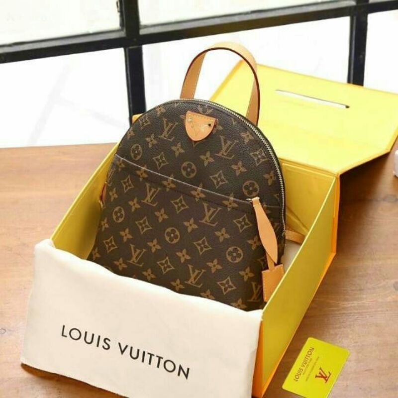 Jual Louis Vuitton LV Moon monogram Backpack (Pls baca deskripsi ...