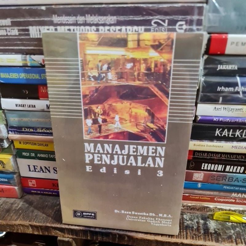 Jual Manajemen penjualan edisi 3 by Dr Basu Swastha | Shopee Indonesia