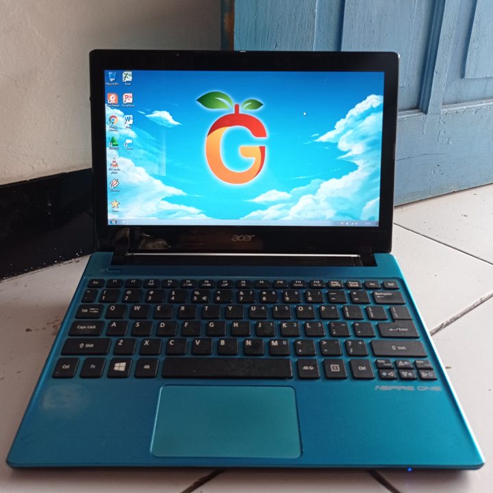 Jual Acer Aspire One 756 Biru Layar 12 inch RAM 4GB HDD 500GB Intel ...
