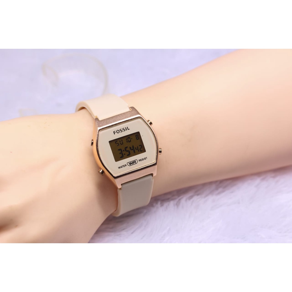 Jual Jam Tangan Wanita F5884El Digital Tali Rubber Free Box & Baterai ...