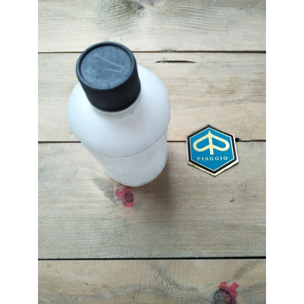 Jual botol takaran oli samping vespa | Shopee Indonesia