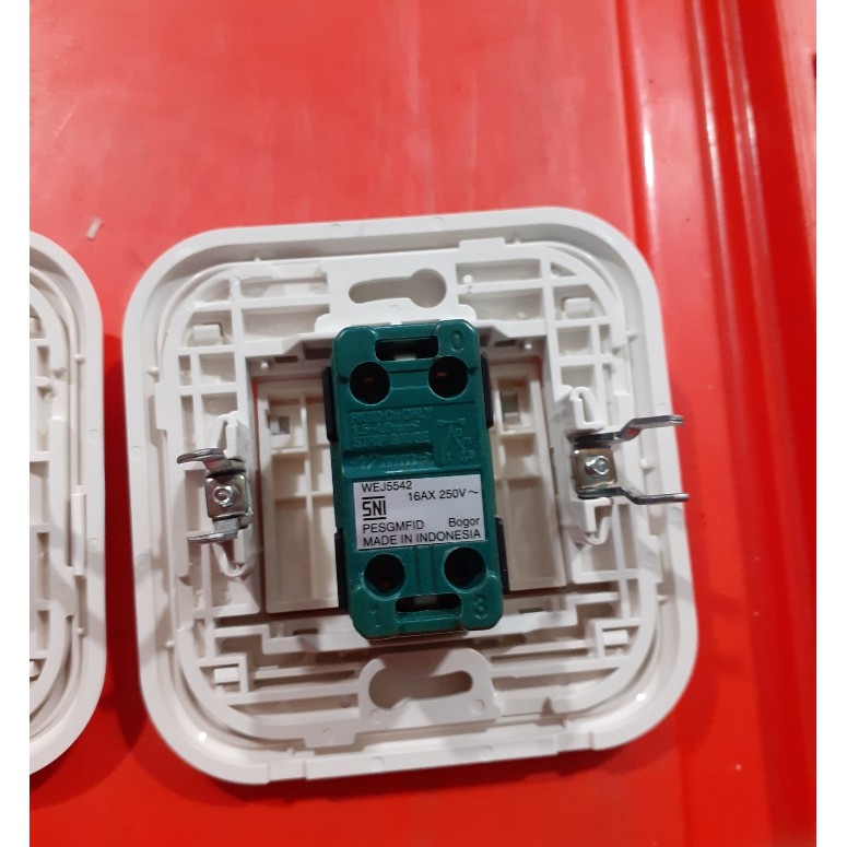 Jual PANASONIC Wide Series Saklar Engkel Tunggal Hotel (2Way) Mata ...