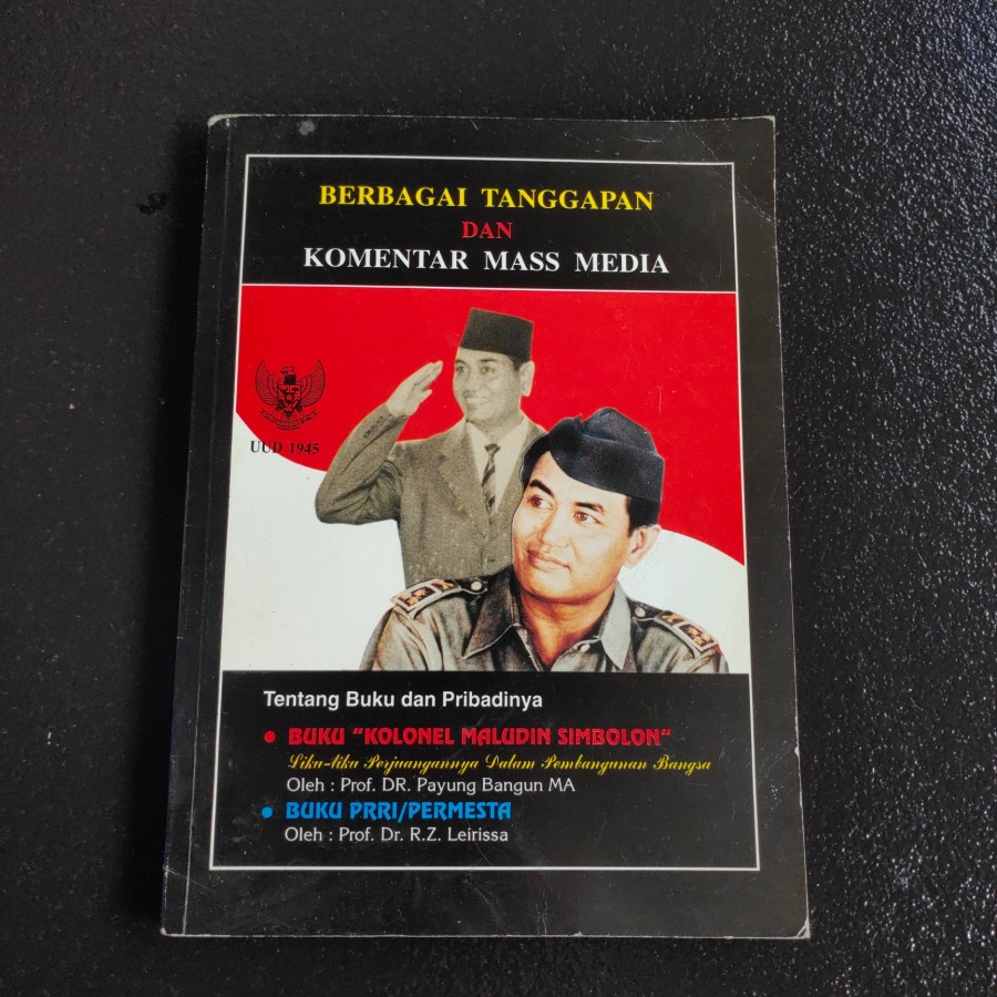 Jual Buku Berbagai Tanggapan dan Komentar Mass Media Tentang Buku Dan ...