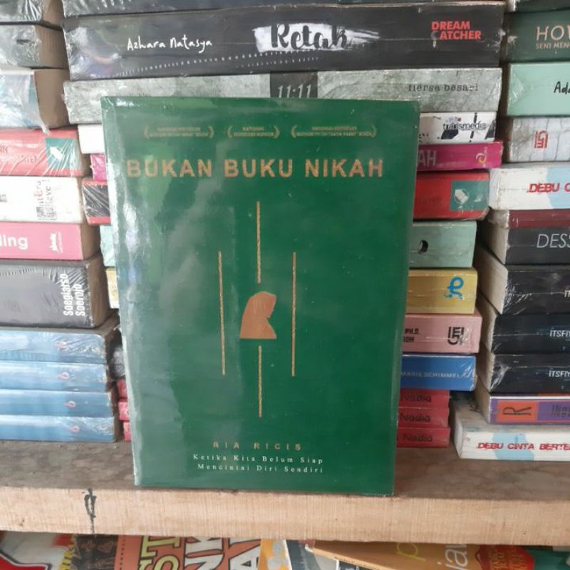 Jual bukan buku nikah karya ria ricis | Shopee Indonesia