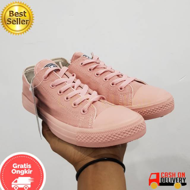 Jual Sepatu wanita kwalitas premium bahan kanvas tebal lemhut. Sepatu ...