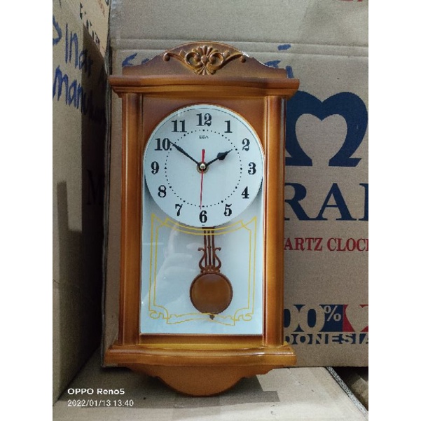 Jual jam dinding murah bandul goyang 475 | Shopee Indonesia