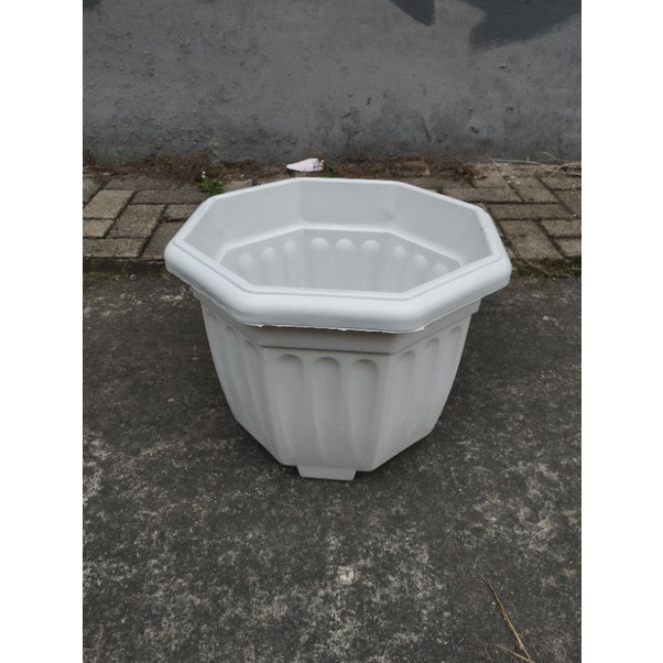 Jual Pot Bunga Segi Delapan BESAR 566 Putih | Shopee Indonesia