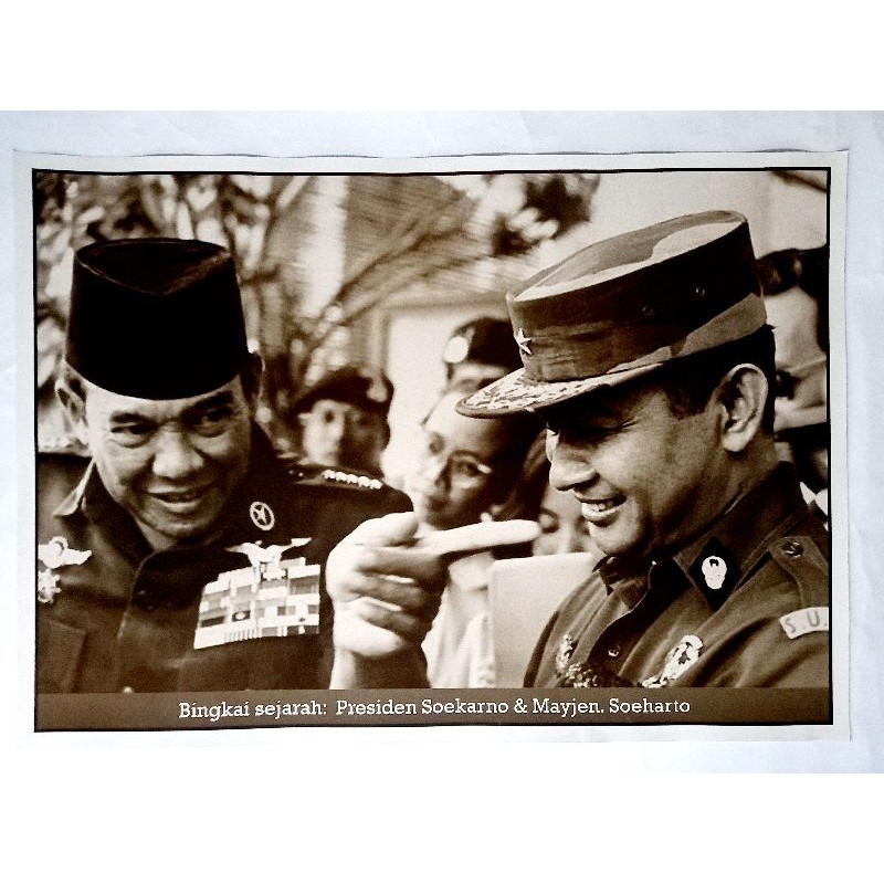 Jual POSTER PRESIDEN NKRI Ir.SOEKARNO UKURAN BESAR 50 × 70 cm | Shopee ...