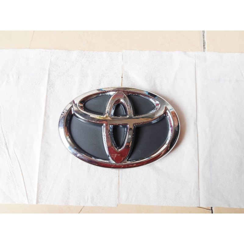 Jual LOGO GREEL dan BREKET AVANZA ALL NEW GRAND INNOVA YARIS OLD VELOZ ...