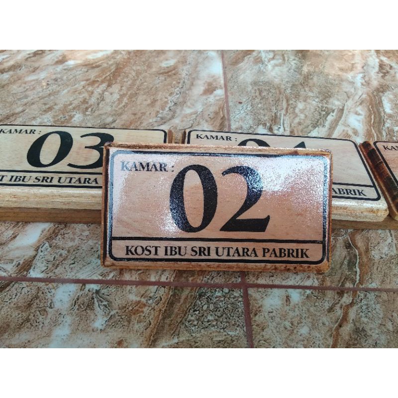 Jual Nomor kamar/nomor ruangan#nomer kayu serbaguna | Shopee Indonesia