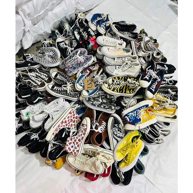 Jual Sepatu second brand | Shopee Indonesia