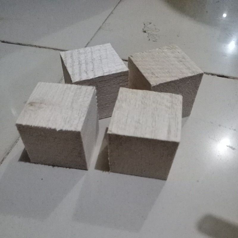 Jual Kayu Balsa Kubus 4x4x4cm 40mm x 40mm x 40mm Balsa Blok Wooden ...