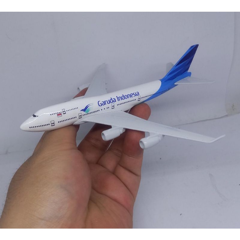 Jual diecast miniatur pesawat terbang boeing garuda indonesia airbus ...