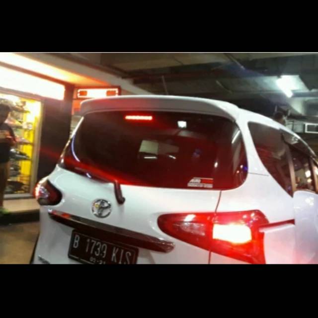 Jual spoiler plastik sienta pemasangan plug and play | Shopee Indonesia
