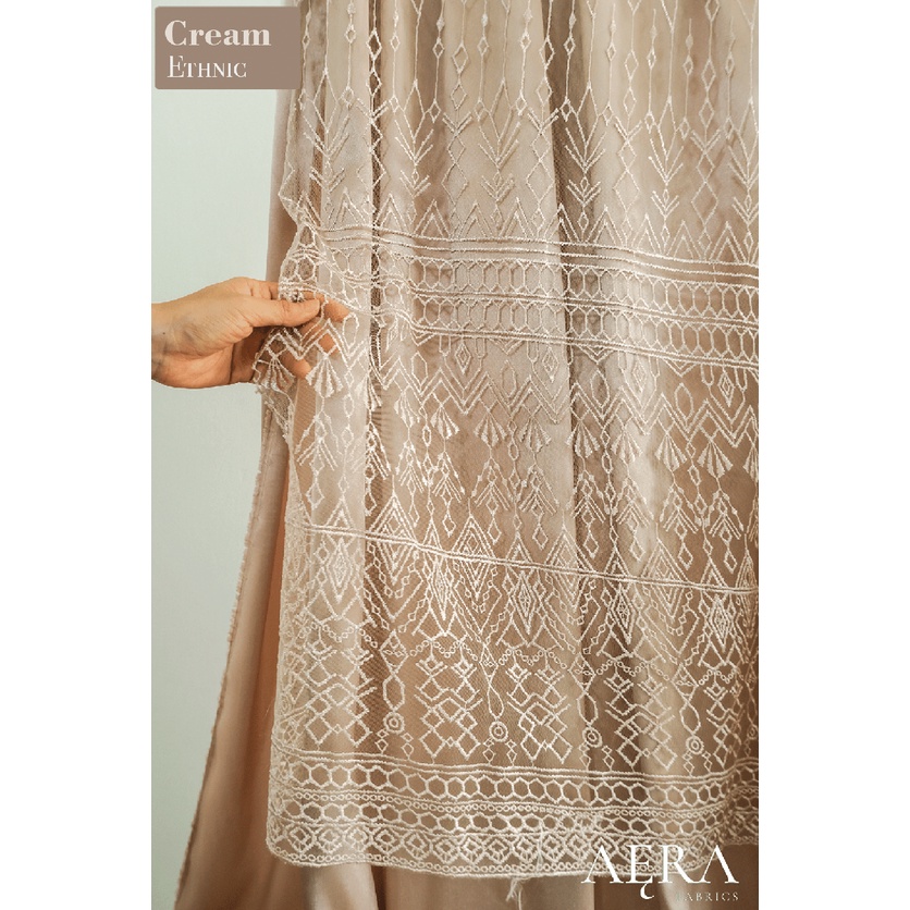 Jual 0,5 meter Kain Brokat/Brukat Tile Prancis Cream Motif Sapto ...