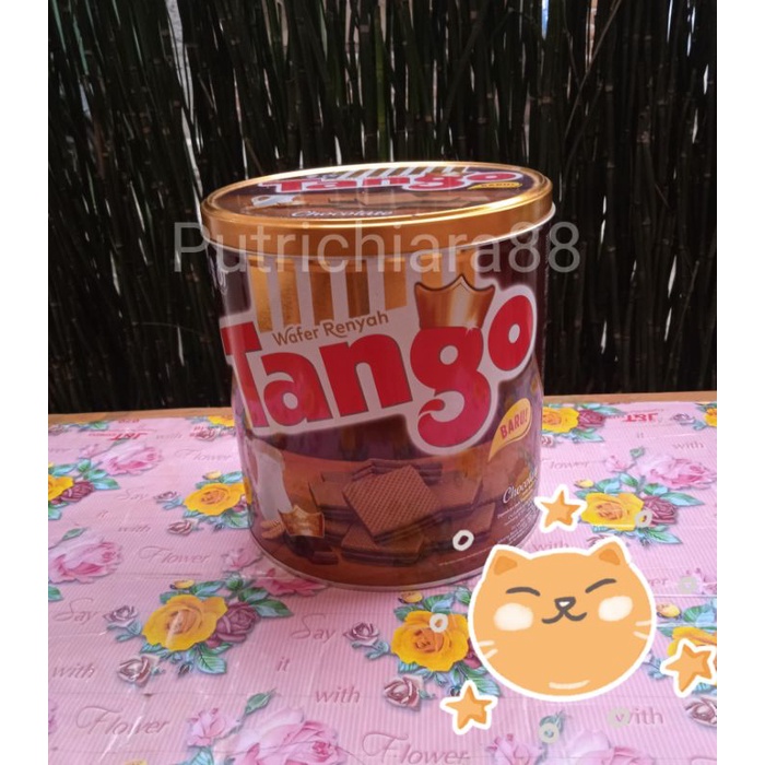 Jual Tango wafer chocolate 300g | Shopee Indonesia