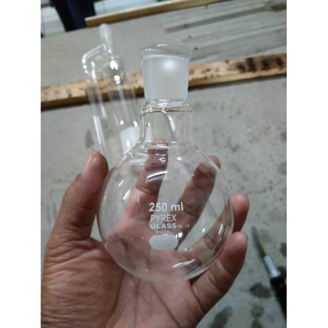 Jual Boiling flask - labu didih 250ml PYREX Round/flat botom clas A ...