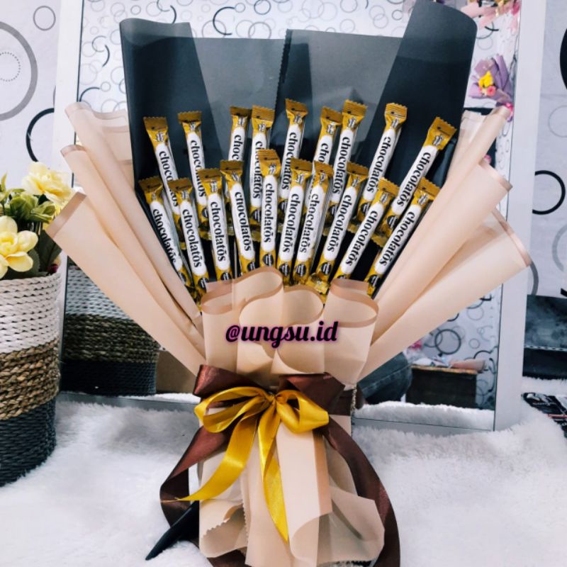 Jual bouqeut snack buket jajan buket wisuda gift ulang tahun sempro ...