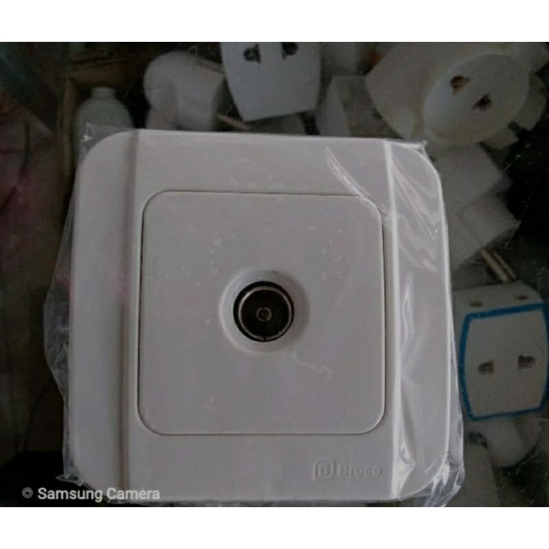 Jual Macam Saklar merk Broco IB Galleo / Saklar Engkel / Saklar Seri ...