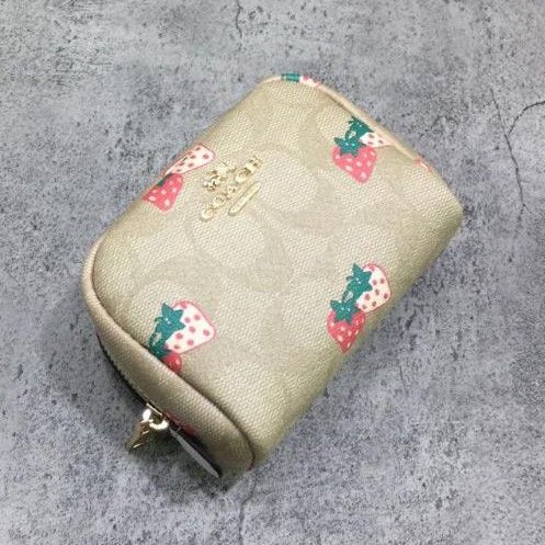 Jual Coach Coin Case With Strawberry Print In Signature | Shopee Indonesia