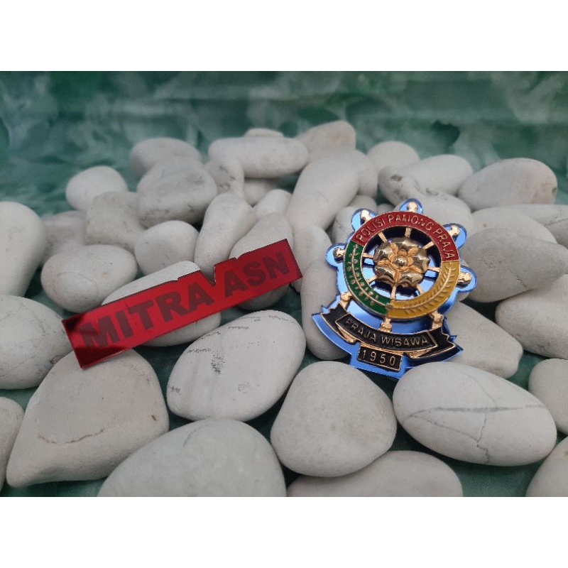 Jual Emblem Baret Pol pp Bulat Rasta | Shopee Indonesia
